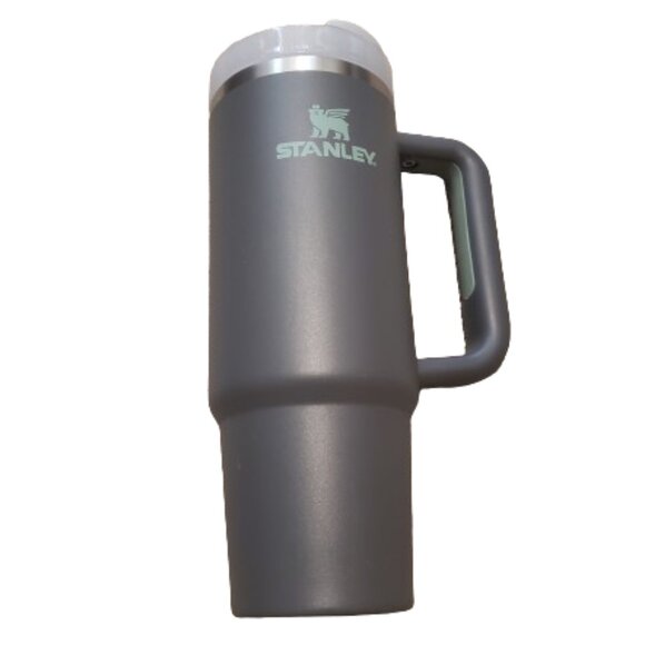 Stanley | Kitchen | Stanley Quencher 2 Tumbler 30 Oz Charcoal Gray ...